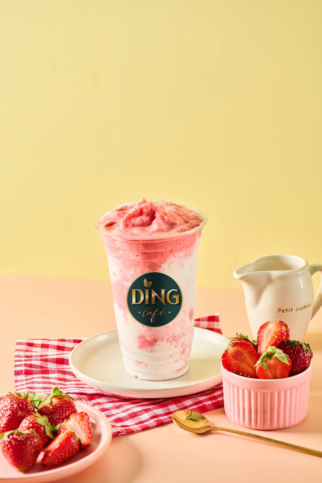 Strawberry Snow Slush Boba - Strawberry Snowy Slushy | Ding Cafe