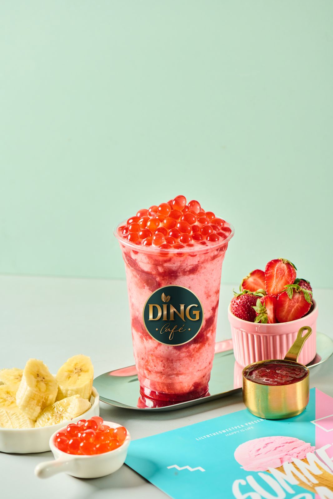 Strawberry Banana Smoothie - Classic Fruit Blend | Ding Cafe